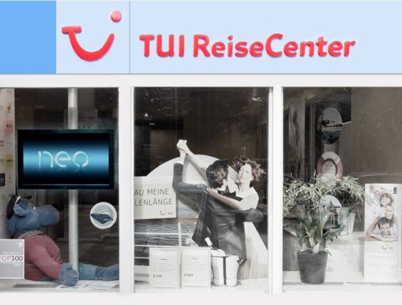 Digital Out of Home: Auf dem Schirm – Neo Advertising vermarktet TUI ...