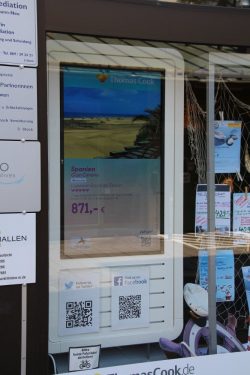 Herausforderung Schaufenster: Digital Signage und QR-Codes | invidis