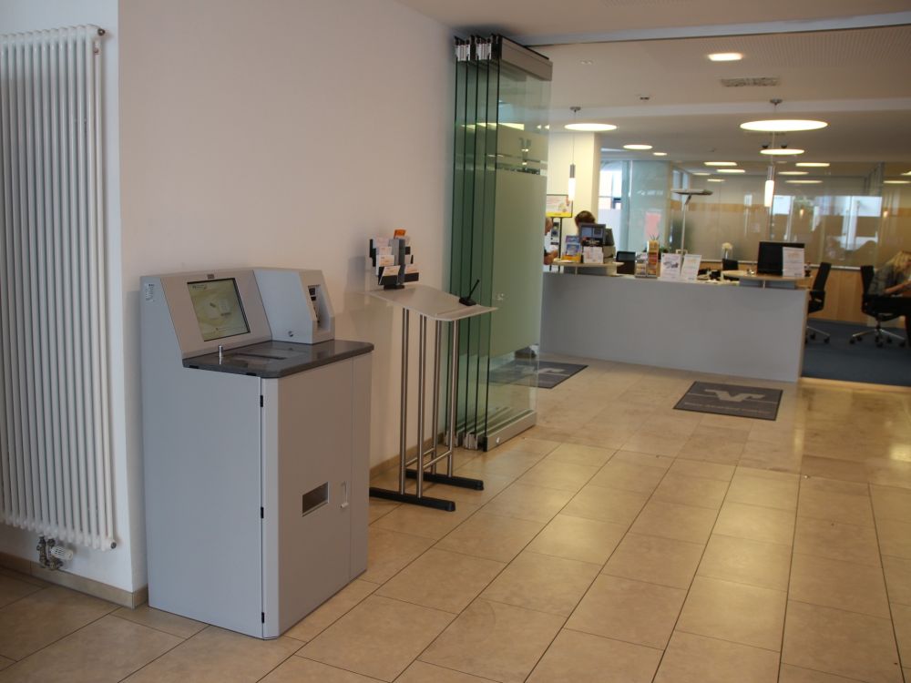 Serie Banking 2.0: Volksbank Meßkirch modernisiert mit Cash Handling ...