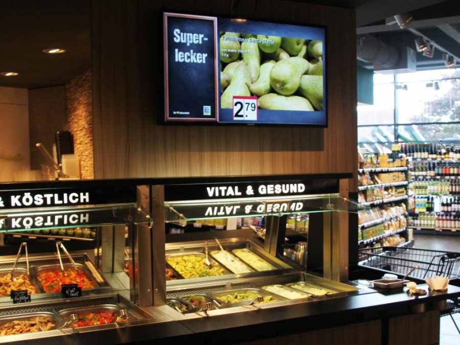 Case Study: Hamburger EDEKA-Markt inszeniert sich mit Instore Signage ...