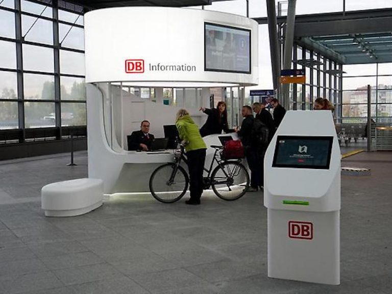 Deutsche Bahn rollt Digital Signage aus | invidis