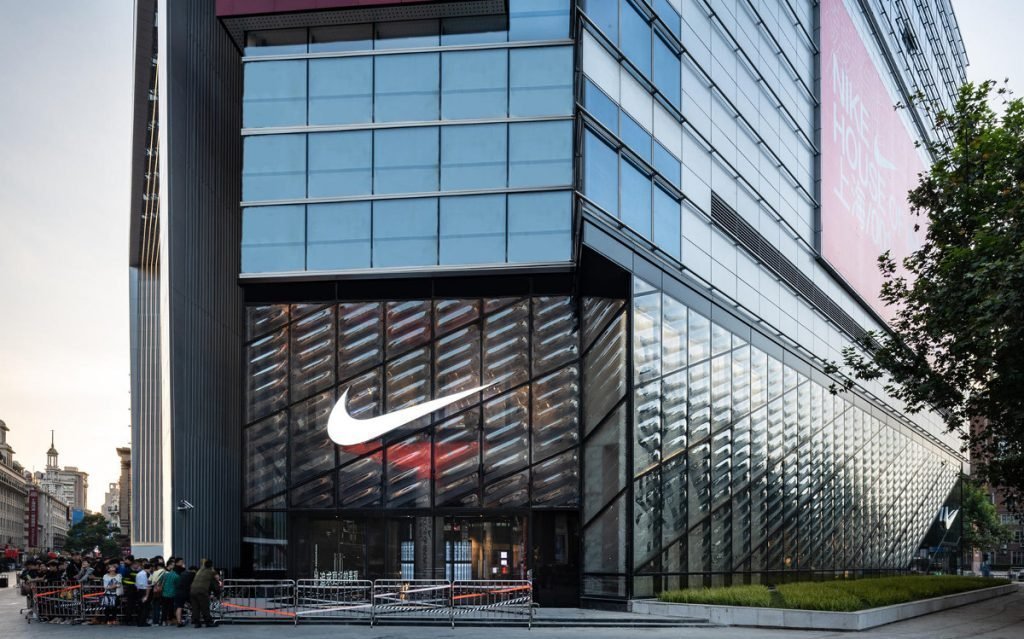 Sportswear: Nike eröffnet ersten House of Innovation Flagshipstore in ...