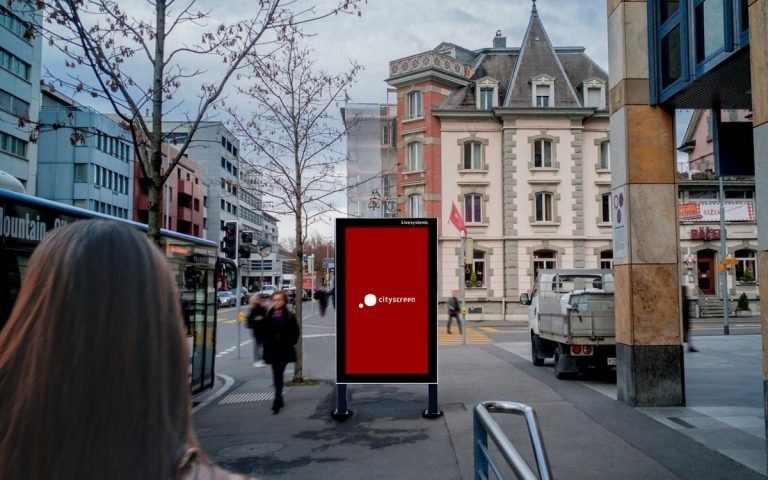 Digitale Außenwerbung: Livesystems digitalisiert | invidis