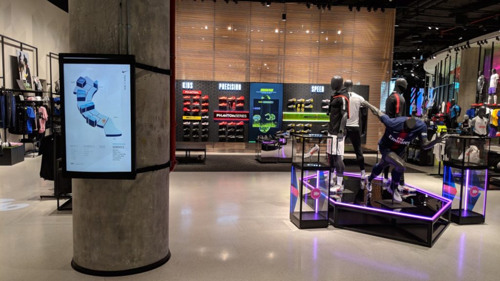 Sportswear: Größter Nike Store im Mittleren Osten | invidis