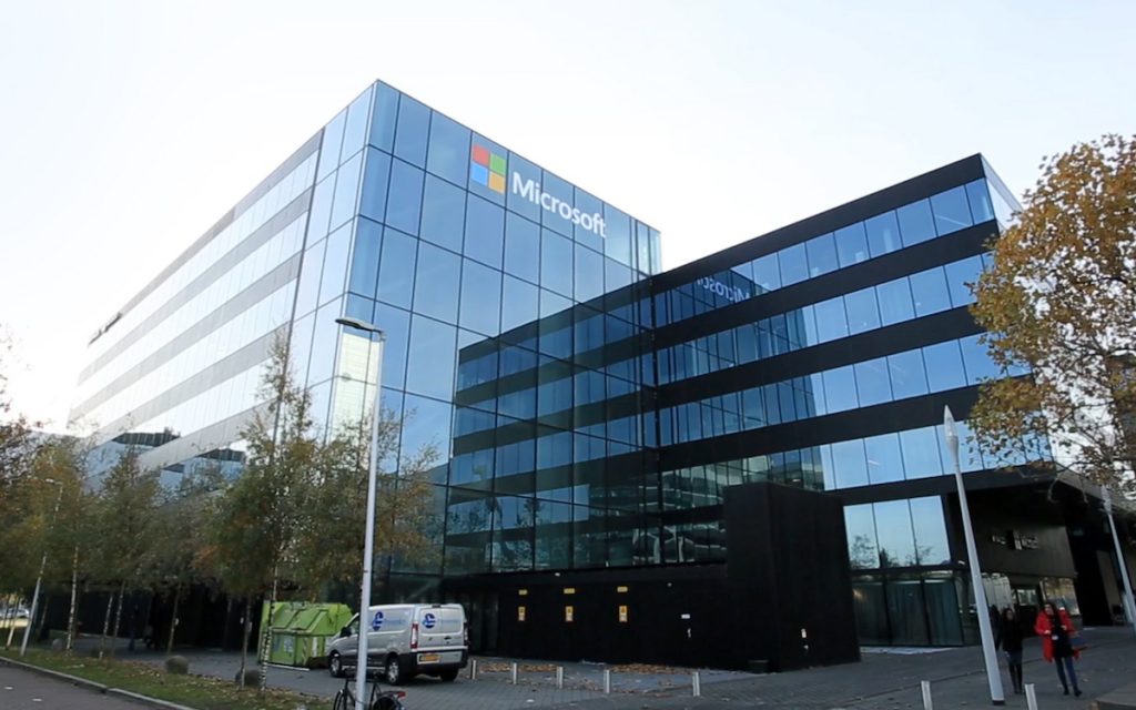 LED Signage: Microsoft Netherlands setzt auf LED von Samsung | invidis