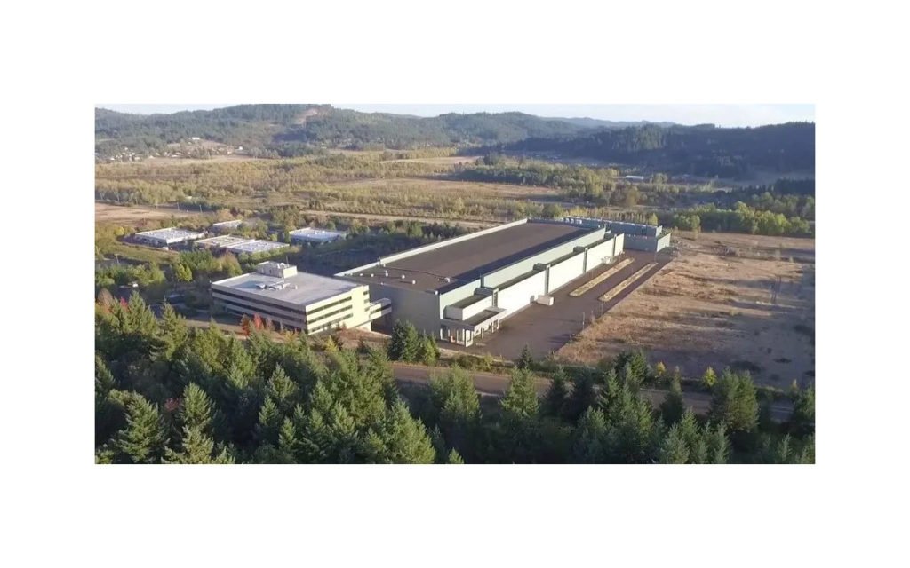 Scala: Stratacache plant eigene MicroLED-Fertigung | invidis
