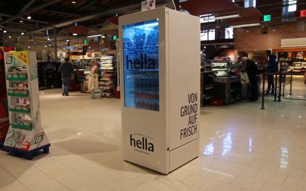 SCREENfridge: Kühlschrank trifft transparentes Display | invidis