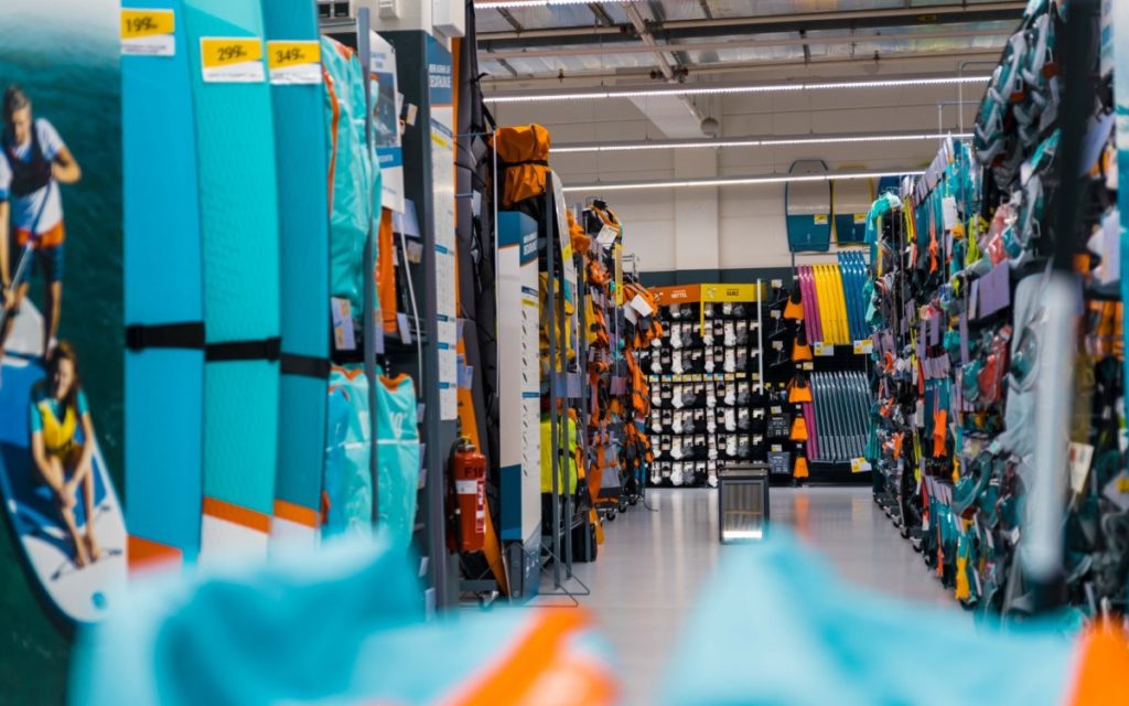 Umsatzplus bei Decathlon: E-Commerce trifft Filiale – Zweigleisig zum ...