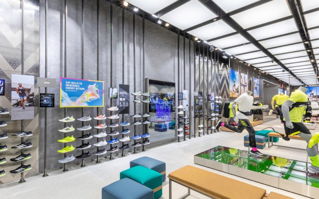 Smart Retail: Adidas eröffnet innovativen Flagshipstore in Dubai | invidis