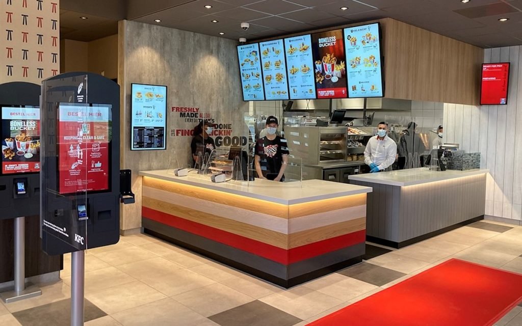 700 Displays: KFC Benelux setzt auf ZetaDisplay | invidis