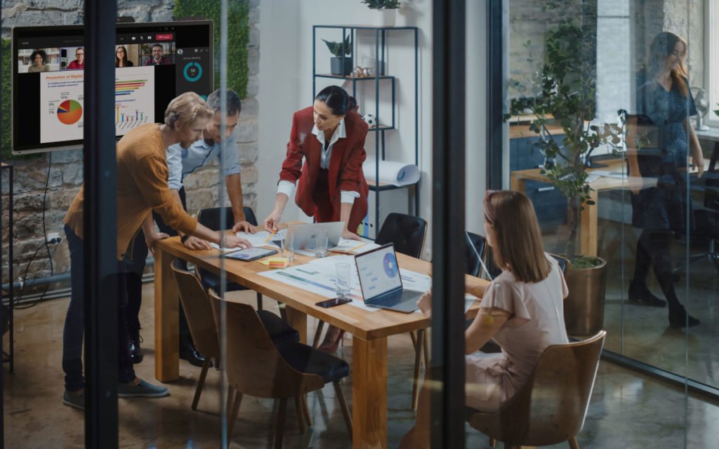 Sharp: Collaboration per Smartphone | invidis