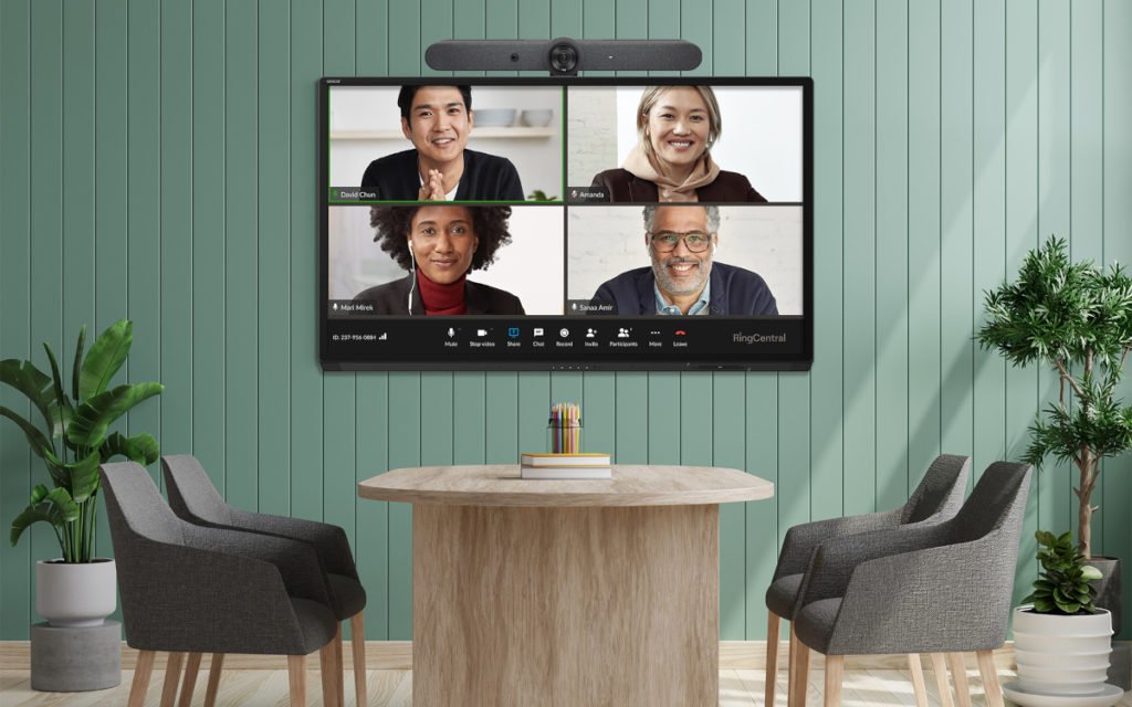 Collaboration: Avocor zeigt All-in-One-Display mit Logitech | invidis
