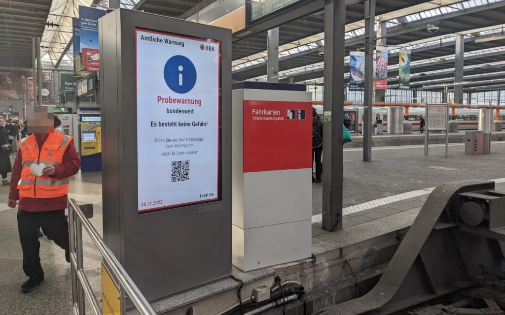 Warntag 8. 12. 2022: DooH hat funktioniert| invidis