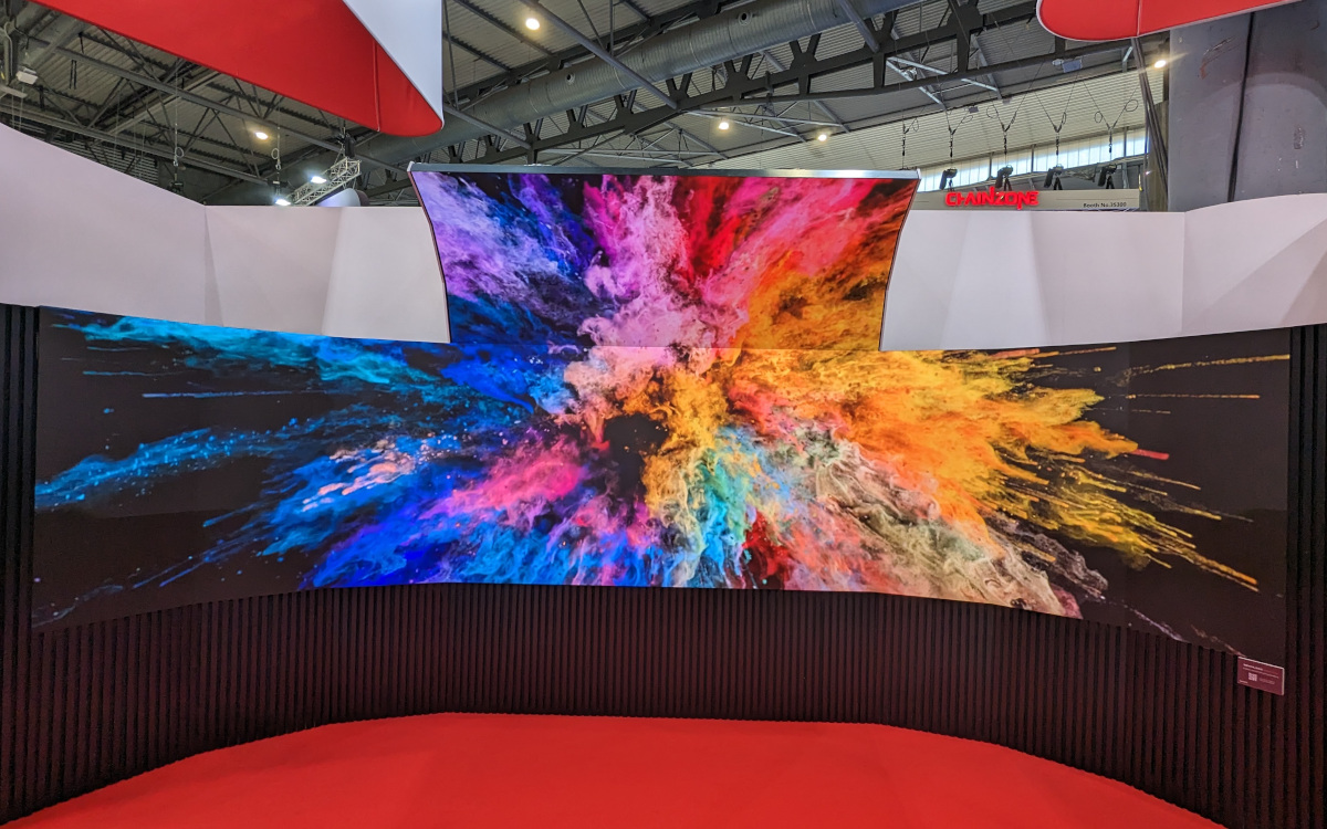 ISE 2024: Peerless-AV zeigt skalierbare LED-Halterung | invidis