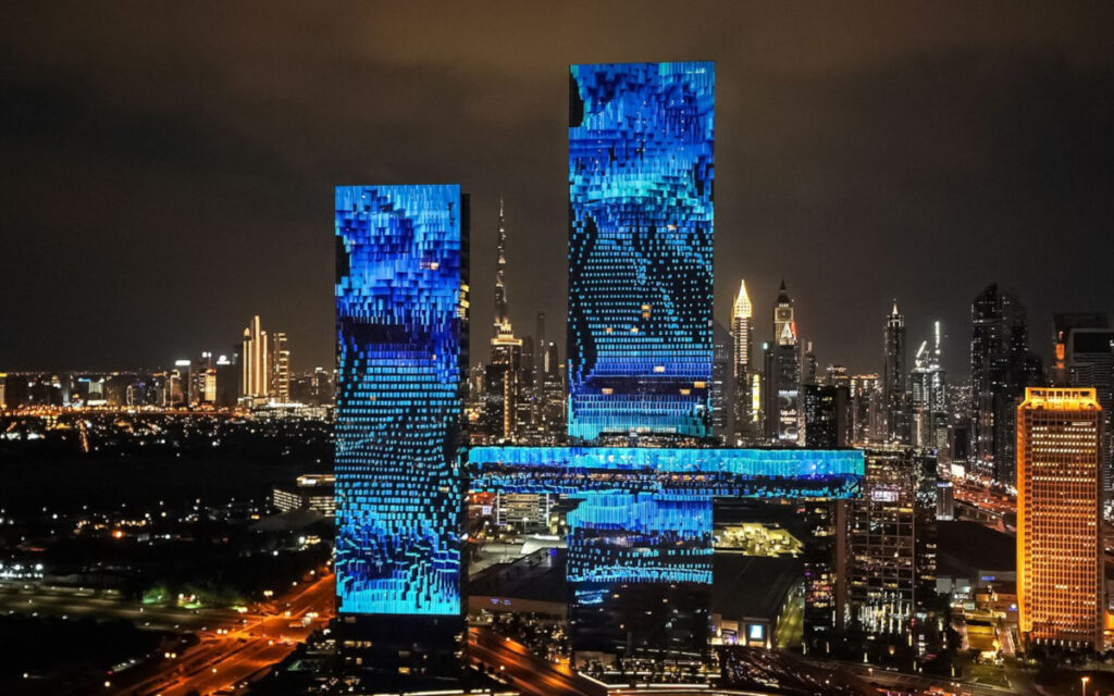 Projection Mapping: Dubai-Türme setzen Rekord | invidis